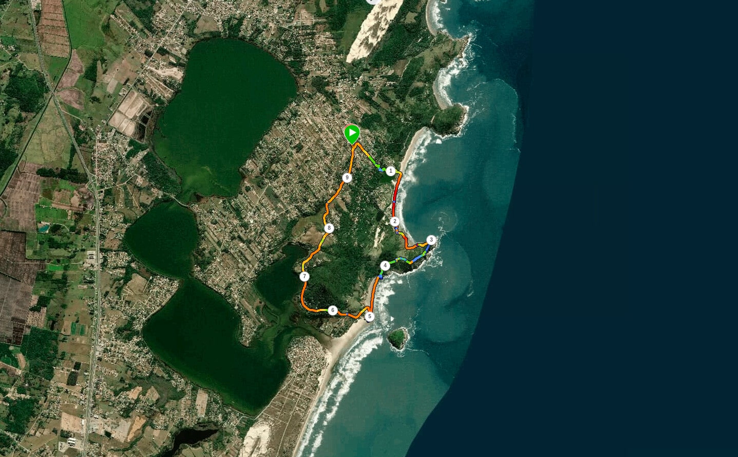 Praia do Rosa e suas trilhas com vista para o mar - A Bela e o Bigode