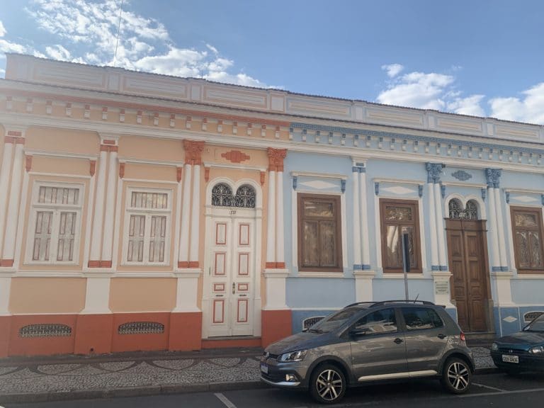 O que fazer em Amparo: roteiro de um dia - A Bela e o Bigode